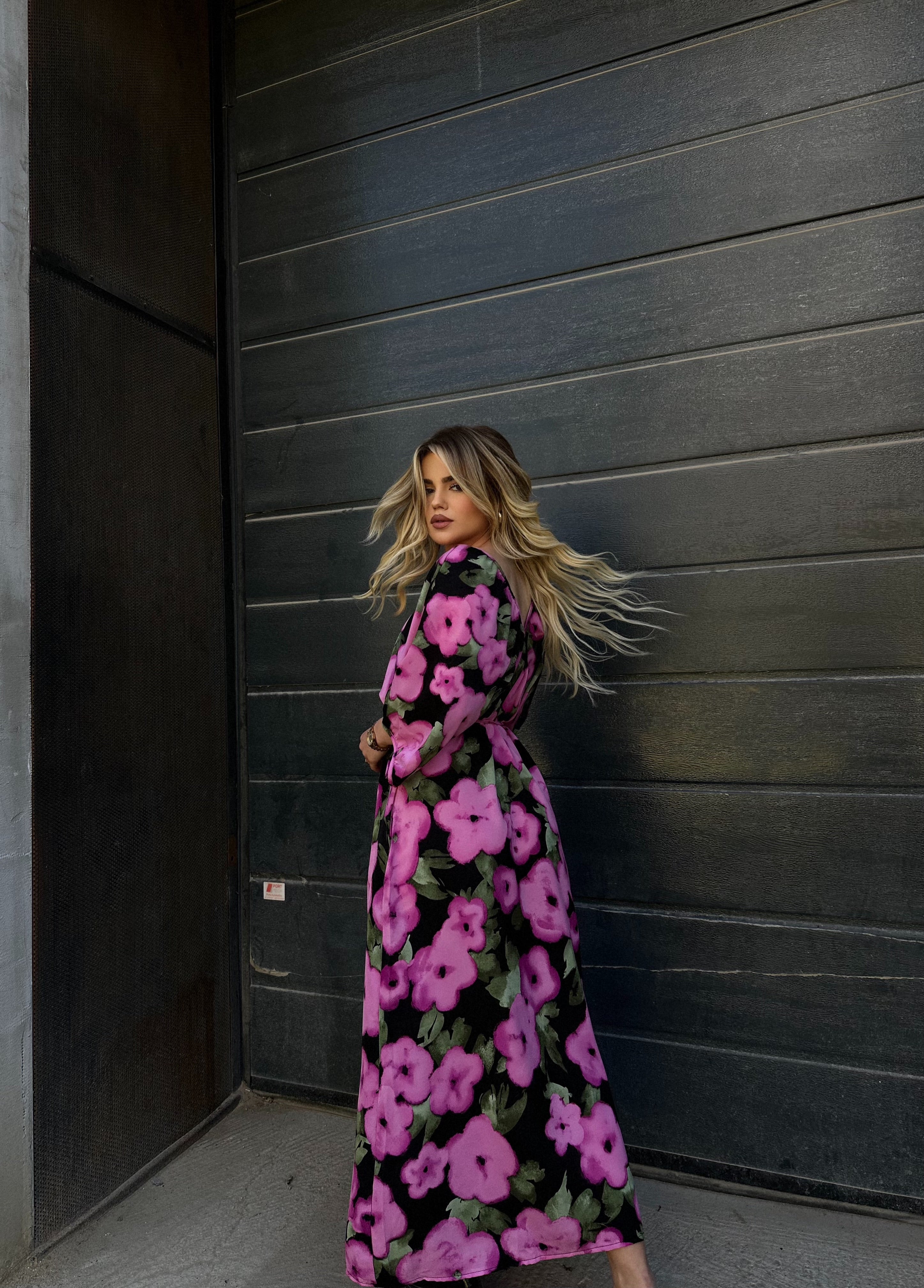 FUSTAN ME LULE ME LIDHESE TEK BELI