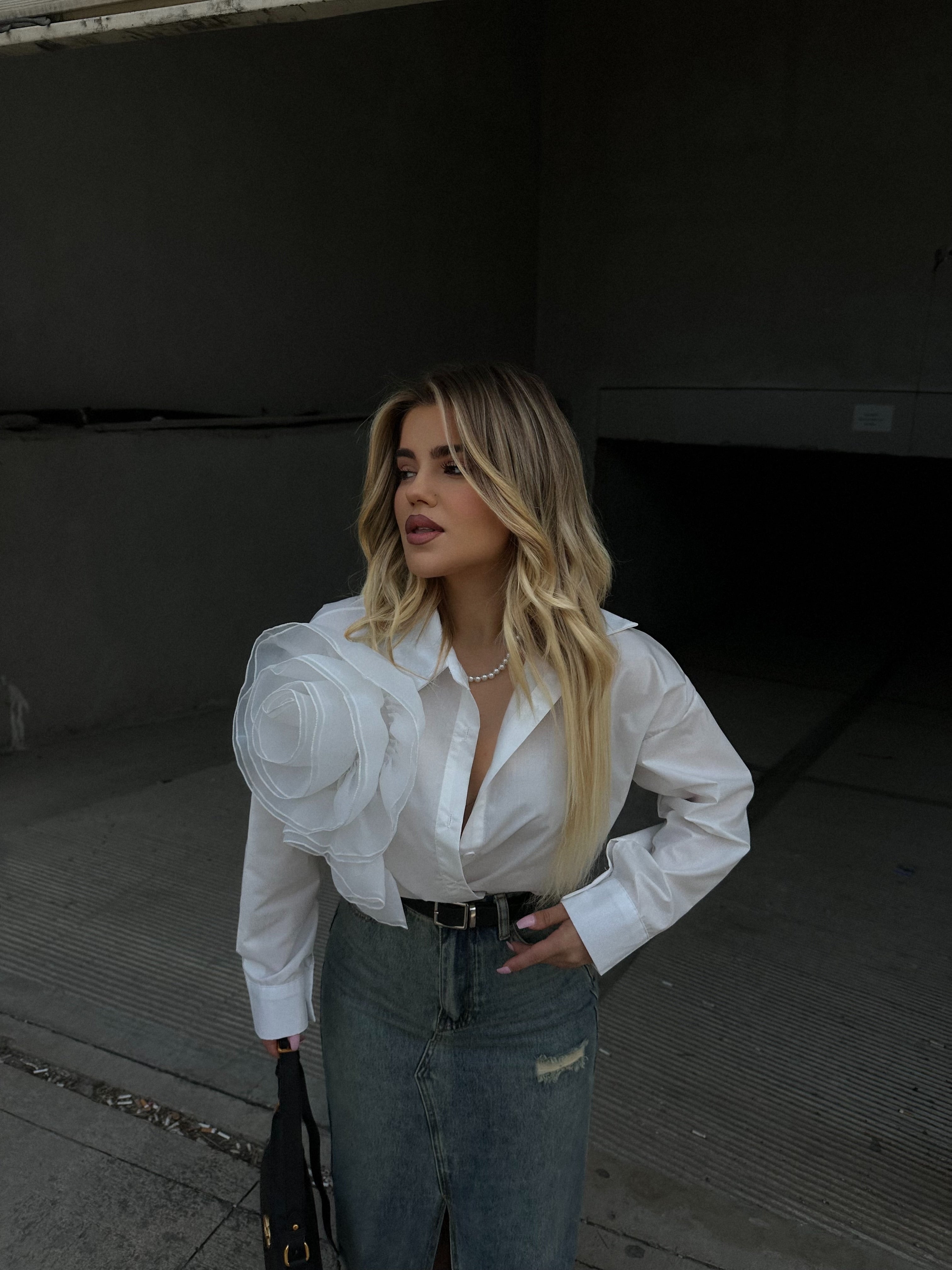 KEMISHE ME TRENDAFIL